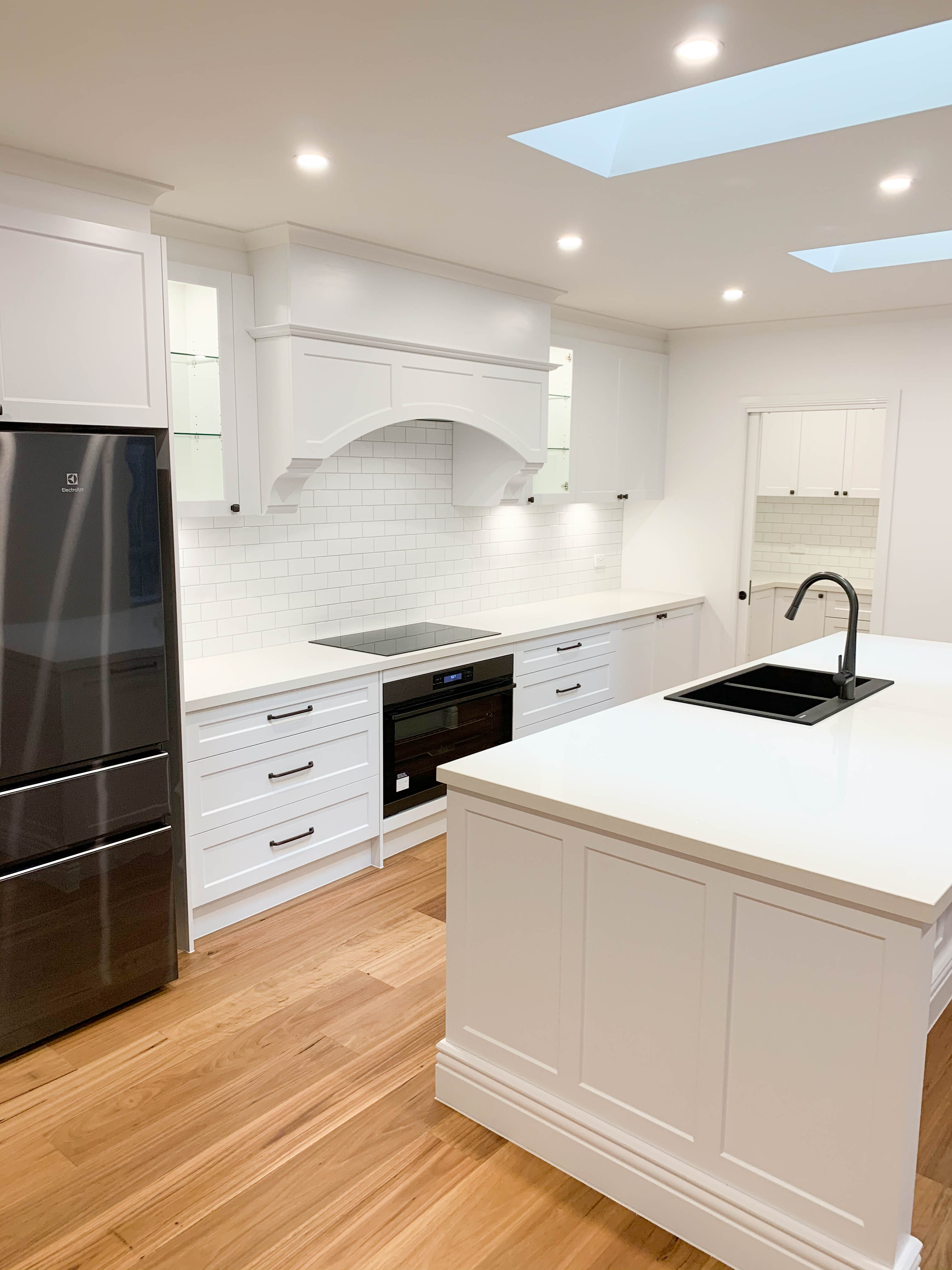 Kitchen Gallery - Melbourne Kitchens and Bathrooms - CDB-U 59115